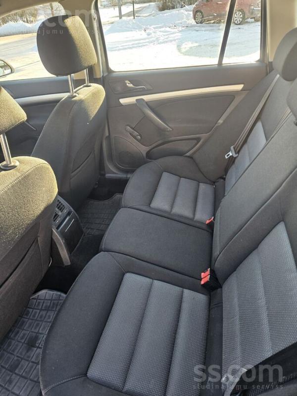 Brown Skoda Octavia 2006 in Gulbene, with an engine capacity of 1.60 L and mileage of 214 thousand km for 2800 €, photo 10 on AUTOMOTO.COM.LV