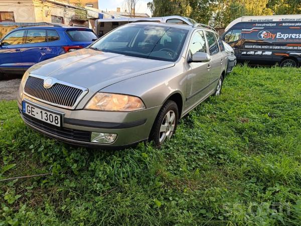 Brūns Skoda Octavia 2006 Rīga, ar dzinēja tilpumu 2.00 L un nobraukumu 249 tūkst. km par 1700 €, foto 6 vietnē AUTOMOTO.COM.LV