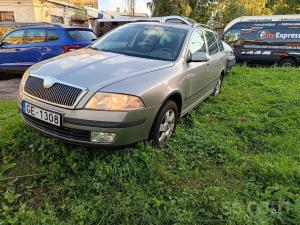 Brūns Skoda Octavia 2006 Rīga, ar dzinēja tilpumu 2.00 L un nobraukumu 249 tūkst. km par 1700 €, foto 7 vietnē AUTOMOTO.COM.LV