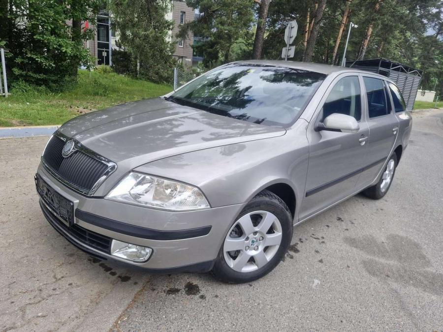 Коричневый Шкода Октавия 2007 в Вильнюс, объемом двигателя 1.98 л и пробегом 223 тыс. км за 2850 €, фото 1 на AUTOMOTO.COM.LV