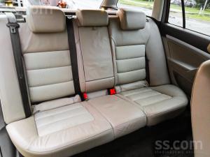 Brown Skoda Octavia 2007 in Riga, with an engine capacity of 1.60 L and mileage of 447 thousand km for 750 €, photo 7 on AUTOMOTO.COM.LV