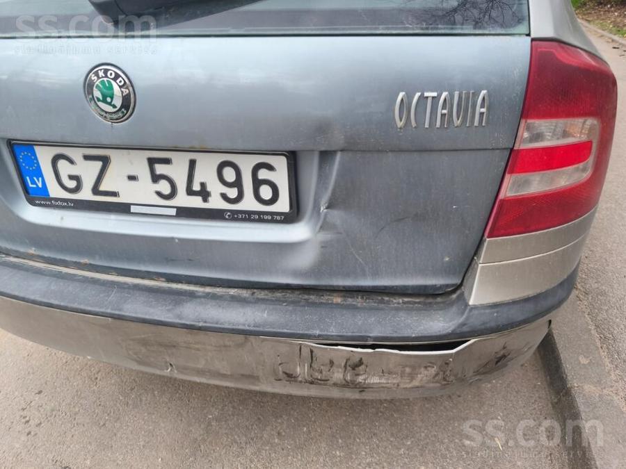 Brown Skoda Octavia 2007 in Riga, with an engine capacity of 1.60 L and mileage of 447 thousand km for 750 €, photo 9 on AUTOMOTO.COM.LV