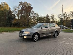 Коричневый Шкода Октавия 2008 в Вильнюс, объемом двигателя 1.90 л и пробегом 234 тыс. км за 1650 €, фото  на AUTOMOTO.COM.LV