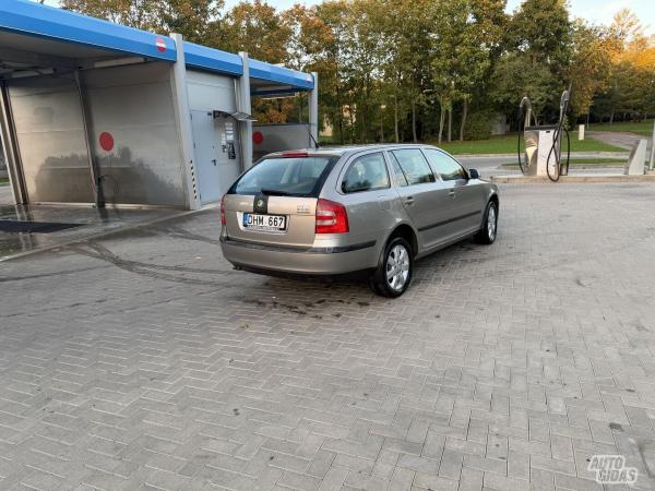 Шкода Октавия 2008 в Вильнюс на AUTOMOTO.COM.LV Коричневый Шкода Октавия 2008 в Вильнюс, объемом двигателя 1.90 л и пробегом 234 тыс. км за 1650 €, фото 7 на AUTOMOTO.COM.LV