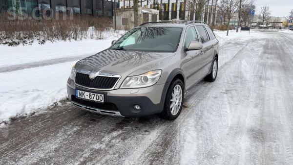 Brown Skoda Octavia 2009 in Riga, with an engine capacity of 1.80 L and mileage of 234 thousand km for 6200 €, photo 5 on AUTOMOTO.COM.LV