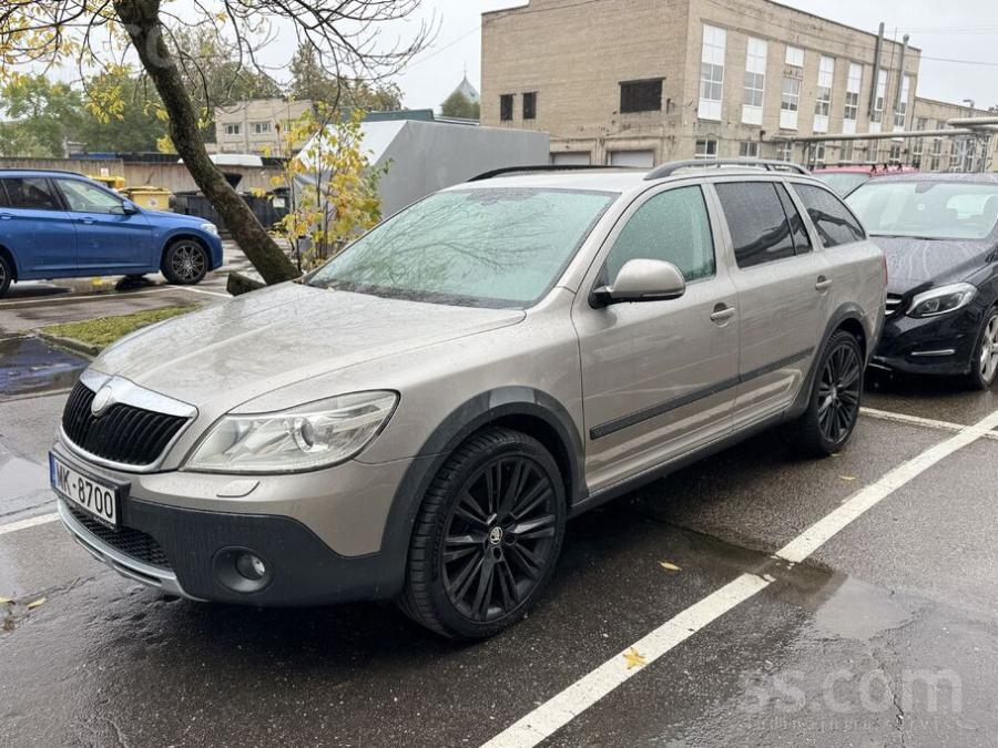 Brūns Skoda Octavia 2009 Rīga, ar dzinēja tilpumu 1.80 L un nobraukumu 256 tūkst. km par 5200 €, foto 1 vietnē AUTOMOTO.COM.LV
