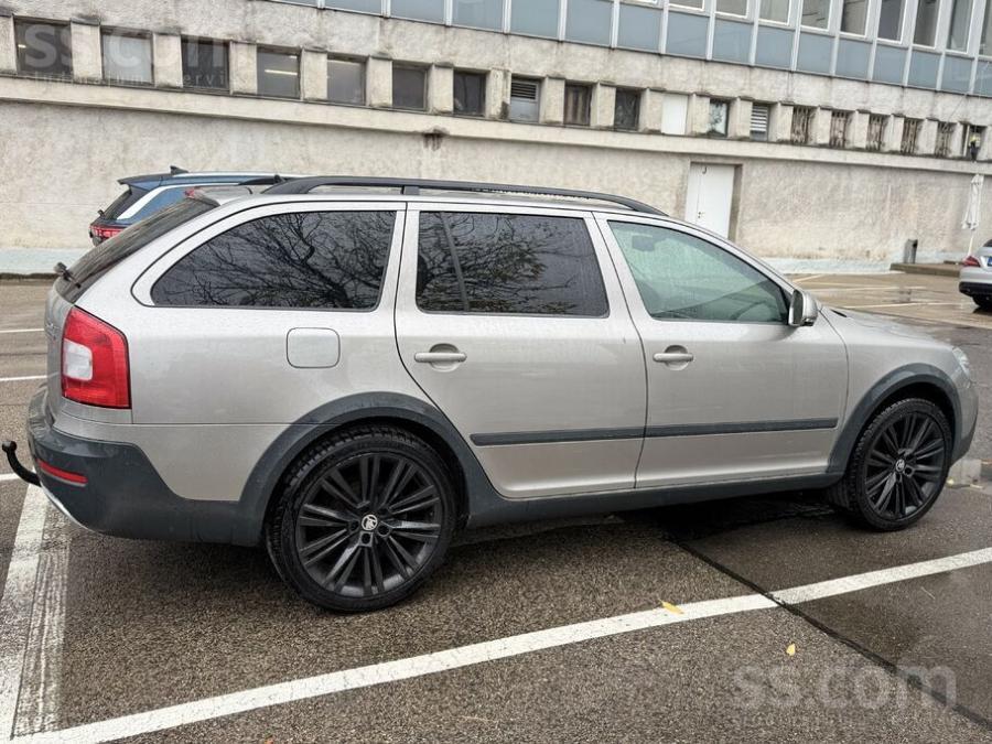 Brūns Skoda Octavia 2009 Rīga, ar dzinēja tilpumu 1.80 L un nobraukumu 256 tūkst. km par 5200 €, foto 5 vietnē AUTOMOTO.COM.LV