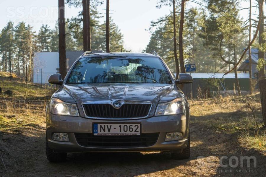 Brown Skoda Octavia 2010 in Aizkraukle, with an engine capacity of 1.80 L and mileage of 230 thousand km for 5550 €, photo 1 on AUTOMOTO.COM.LV