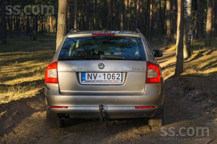 Brown Skoda Octavia 2010 in Aizkraukle, with an engine capacity of 1.80 L and mileage of 230 thousand km for 5550 €, photo 3 on AUTOMOTO.COM.LV