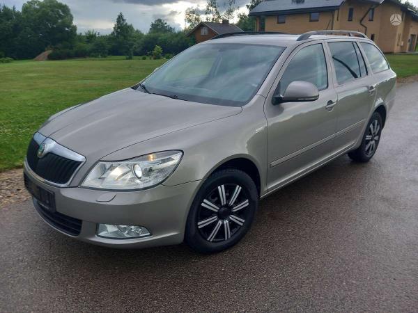 Brūns Skoda Octavia 2011 Alīta, ar dzinēja tilpumu 1.39 L un nobraukumu 247 tūkst. km par 3550 €, foto 1 vietnē AUTOMOTO.COM.LV