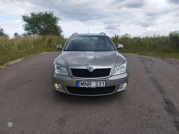 Brūns Skoda Octavia 2011 Molėtai, ar dzinēja tilpumu 1.80 L un nobraukumu 256 tūkst. km par 3230 €, foto 1 vietnē AUTOMOTO.COM.LV