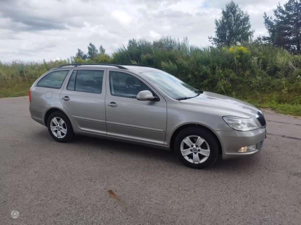 Brūns Skoda Octavia 2011 Molėtai, ar dzinēja tilpumu 1.80 L un nobraukumu 256 tūkst. km par 3230 €, foto 2 vietnē AUTOMOTO.COM.LV