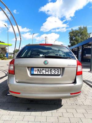 Brūns Skoda Octavia 2011 Viļņa, ar dzinēja tilpumu 1.60 L un nobraukumu 250 tūkst. km par 4000 €, foto 5 vietnē AUTOMOTO.COM.LV