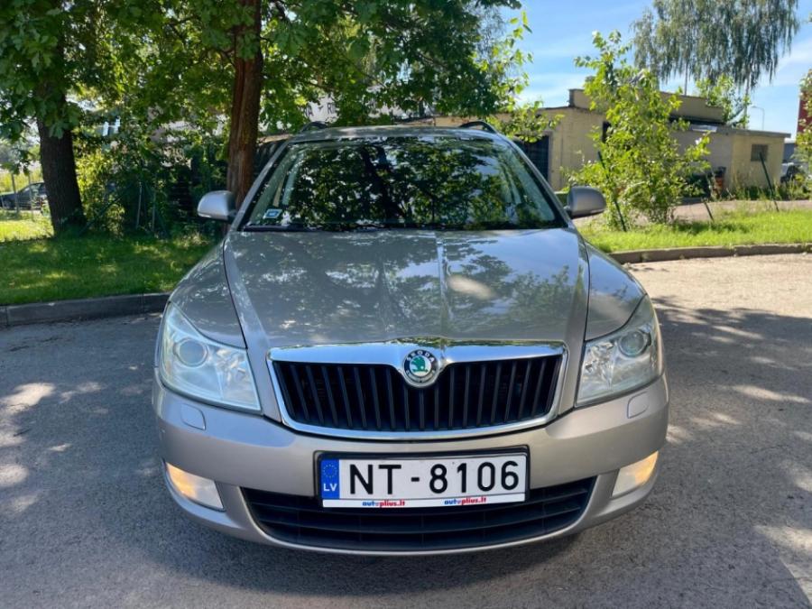 Brūns Skoda Octavia 2012 Rīga, ar dzinēja tilpumu 2.00 L un nobraukumu 0 tūkst. km par 4500 €, foto 3 vietnē AUTOMOTO.COM.LV
