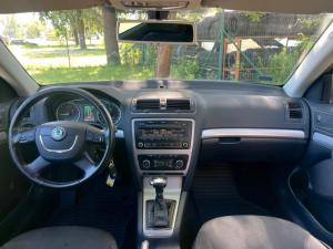 Brūns Skoda Octavia 2012 Rīga, ar dzinēja tilpumu 2.00 L un nobraukumu 0 tūkst. km par 4500 €, foto 7 vietnē AUTOMOTO.COM.LV