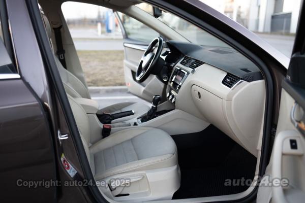 Brūns Skoda Octavia 2013 Tallina, ar dzinēja tilpumu 1.80 L un nobraukumu 196 tūkst. km par 4999 €, foto 11 vietnē AUTOMOTO.COM.LV