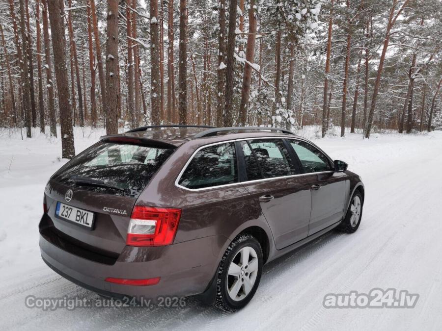 Brown Skoda Octavia 2013 in Tallinn, with an engine capacity of 1.40 L and mileage of 219 thousand km for 7300 €, photo 13 on AUTOMOTO.COM.LV