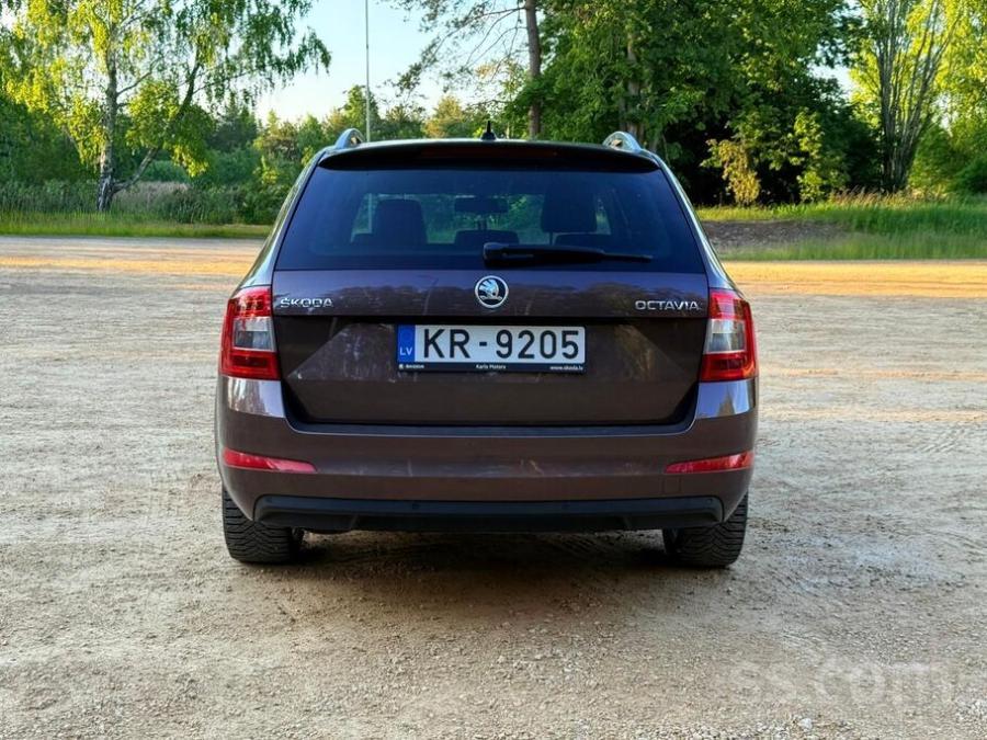 Brūns Skoda Octavia 2013 Rīga, ar dzinēja tilpumu 2.00 L un nobraukumu 250 tūkst. km par 6750 €, foto 6 vietnē AUTOMOTO.COM.LV