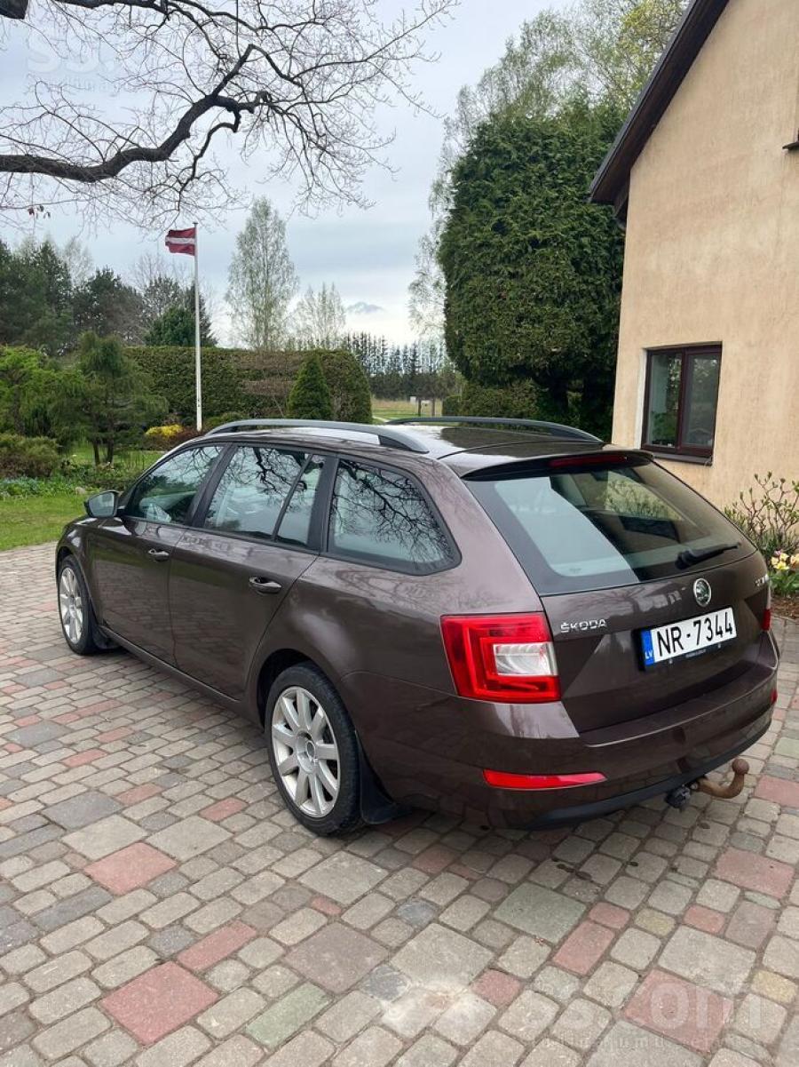 Brown Skoda Octavia 2013 in Riga, with an engine capacity of 1.60 L and mileage of 303 thousand km for 3500 €, photo 1 on AUTOMOTO.COM.LV