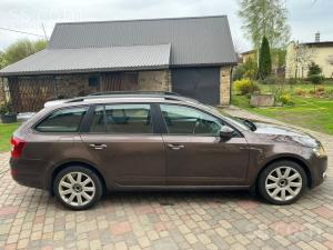 Brown Skoda Octavia 2013 in Riga, with an engine capacity of 1.60 L and mileage of 303 thousand km for 3500 €, photo 4 on AUTOMOTO.COM.LV