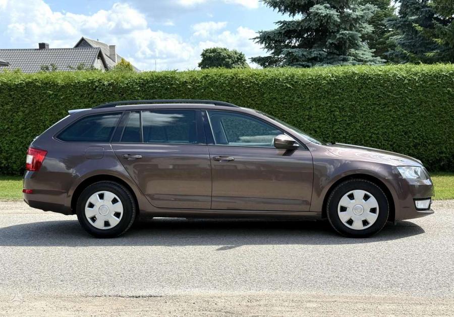 Brūns Skoda Octavia 2013 Ukmergė, ar dzinēja tilpumu 1.60 L un nobraukumu 290 tūkst. km par 4750 €, foto 7 vietnē AUTOMOTO.COM.LV