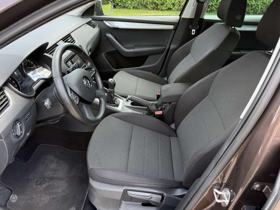 Brūns Skoda Octavia 2013 Ukmergė, ar dzinēja tilpumu 1.60 L un nobraukumu 290 tūkst. km par 4750 €, foto 11 vietnē AUTOMOTO.COM.LV