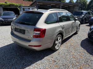 Brown Skoda Octavia 2013 in Vilkaviskis, with an engine capacity of 1.97 L and mileage of 135 thousand km for 6500 €, photo 5 on AUTOMOTO.COM.LV