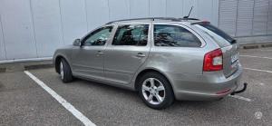Brown Skoda Octavia 2013 in Elektrenai, with an engine capacity of 1.60 L and mileage of 401 thousand km for 2800 €, photo 5 on AUTOMOTO.COM.LV