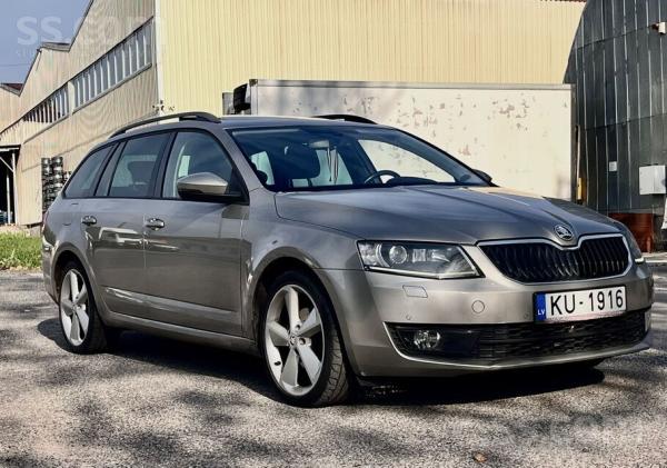 Brown Skoda Octavia 2014 in Riga, with an engine capacity of 2.00 L and mileage of 279 thousand km for 6500 €, photo 2 on AUTOMOTO.COM.LV