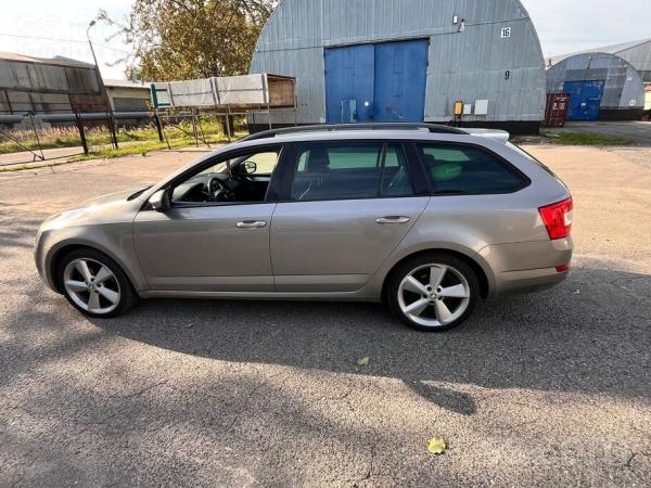 Brown Skoda Octavia 2014 in Riga, with an engine capacity of 2.00 L and mileage of 279 thousand km for 6500 €, photo 3 on AUTOMOTO.COM.LV