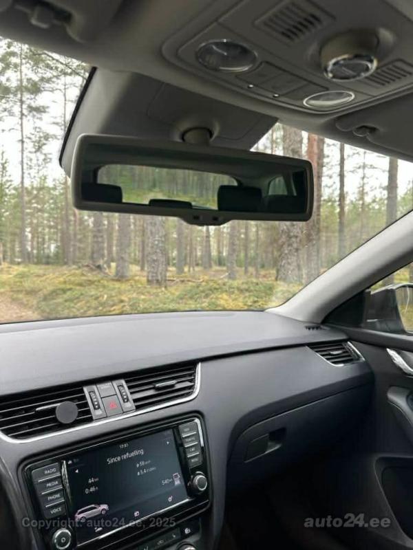 Brown Skoda Octavia 2014 in Tallinn, with an engine capacity of 2.00 L and mileage of 308 thousand km for 7500 €, photo 11 on AUTOMOTO.COM.LV