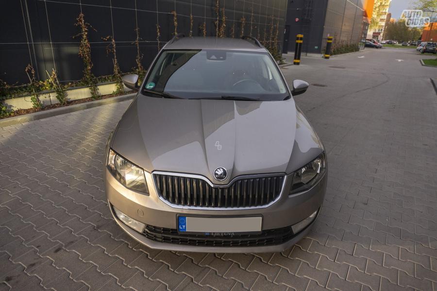 Brown Skoda Octavia 2014 in Klaipeda, with an engine capacity of 1.60 L and mileage of 360 thousand km for 3800 €, photo 3 on AUTOMOTO.COM.LV