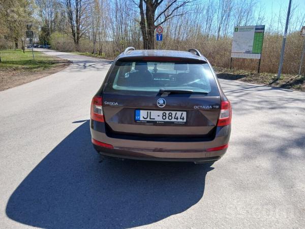 Brown Skoda Octavia 2014 in Ogre, with an engine capacity of 1.60 L and mileage of 277 thousand km for 3600 €, photo 4 on AUTOMOTO.COM.LV