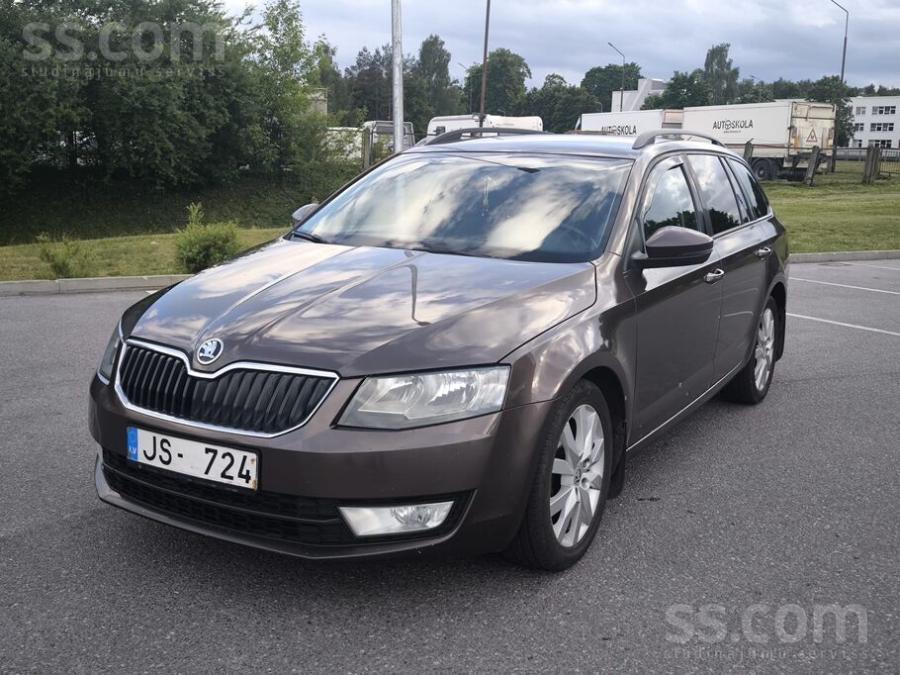 Brown Skoda Octavia 2014 in Riga, with an engine capacity of 1.60 L and mileage of 359 thousand km for 4300 €, photo 3 on AUTOMOTO.COM.LV