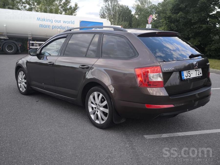 Brown Skoda Octavia 2014 in Riga, with an engine capacity of 1.60 L and mileage of 359 thousand km for 4300 €, photo 4 on AUTOMOTO.COM.LV
