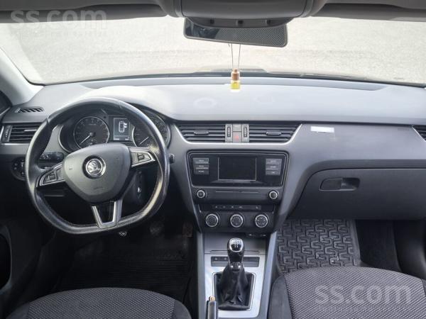 Brown Skoda Octavia 2014 in Riga, with an engine capacity of 1.60 L and mileage of 359 thousand km for 4300 €, photo 9 on AUTOMOTO.COM.LV