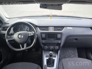 Brown Skoda Octavia 2014 in Riga, with an engine capacity of 1.60 L and mileage of 359 thousand km for 4300 €, photo 10 on AUTOMOTO.COM.LV