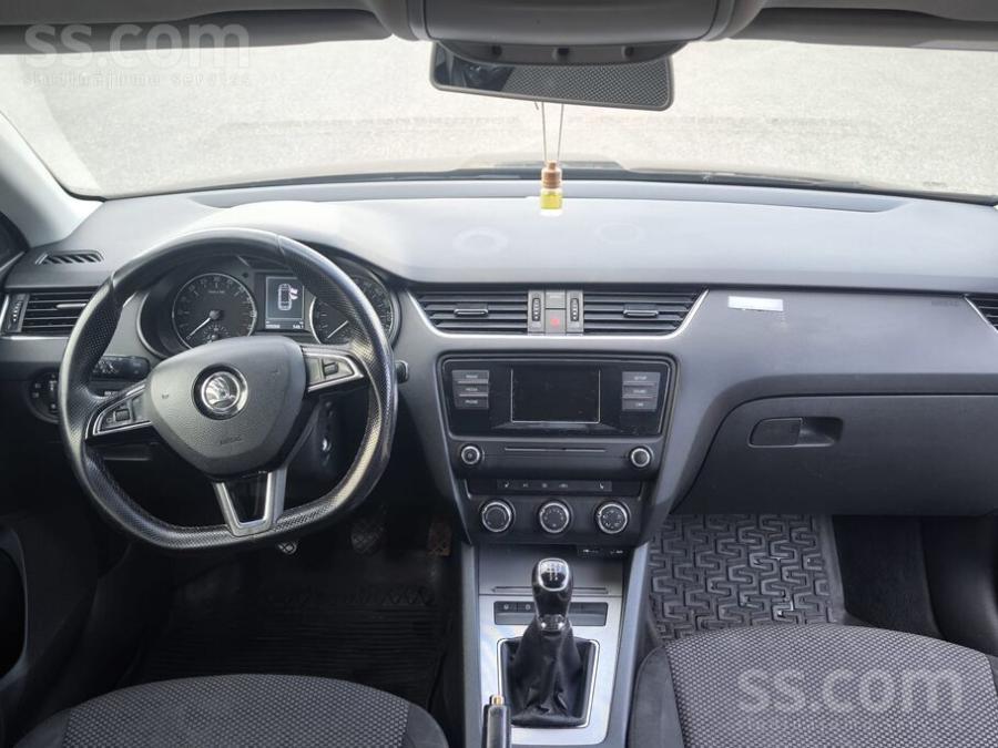 Brown Skoda Octavia 2014 in Riga, with an engine capacity of 1.60 L and mileage of 359 thousand km for 4300 €, photo 10 on AUTOMOTO.COM.LV
