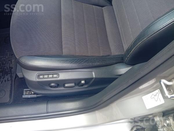 Brūns Skoda Octavia 2014 Rīga, ar dzinēja tilpumu 2.00 L un nobraukumu 166 tūkst. km par 7400 €, foto 9 vietnē AUTOMOTO.COM.LV