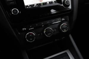 Brūns Skoda Octavia 2014 Jelgava, ar dzinēja tilpumu 1.60 L un nobraukumu 222 tūkst. km par 6500 €, foto 18 vietnē AUTOMOTO.COM.LV