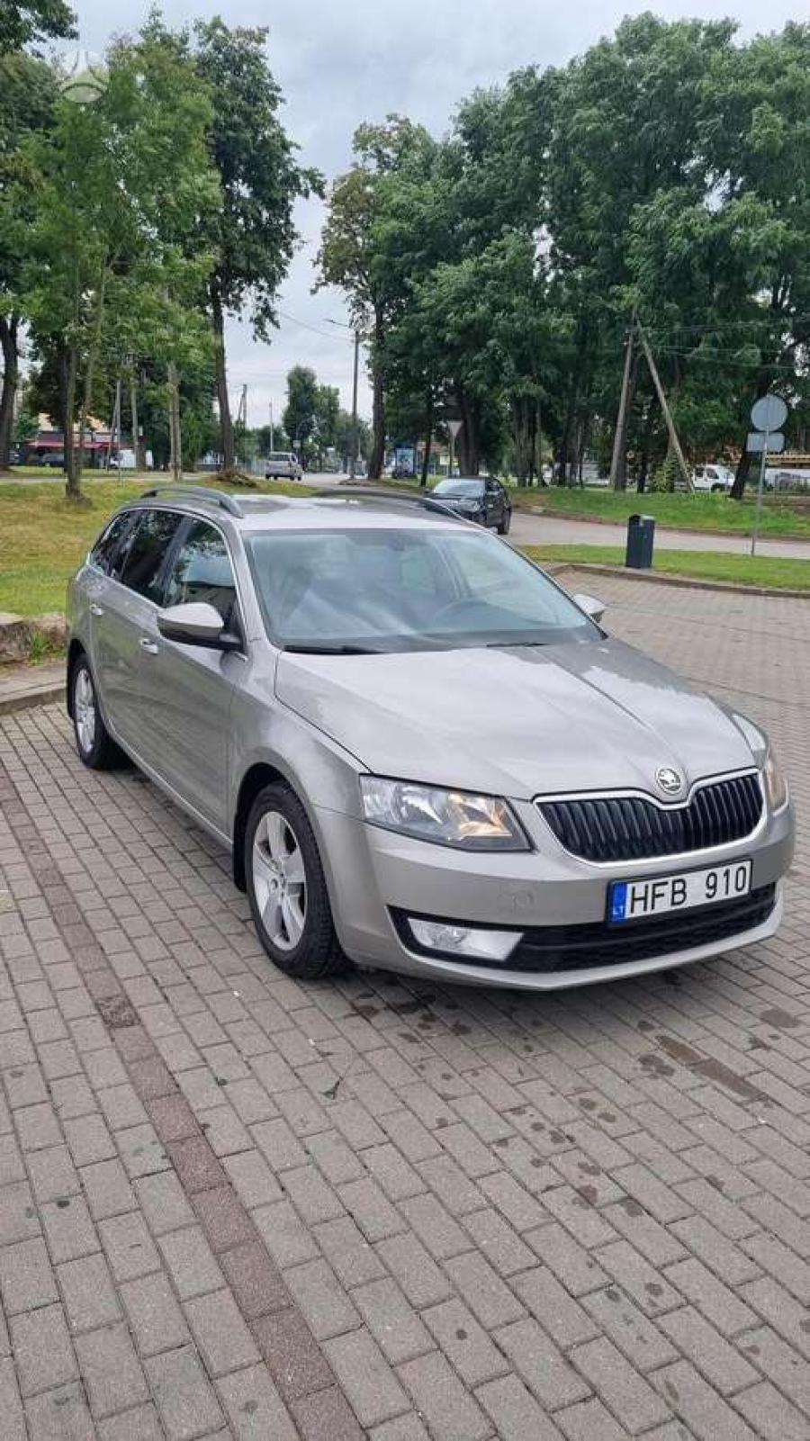 Brown Skoda Octavia 2014 in Kaunas, with an engine capacity of 1.60 L and mileage of 218 thousand km for 6300 €, photo 1 on AUTOMOTO.COM.LV