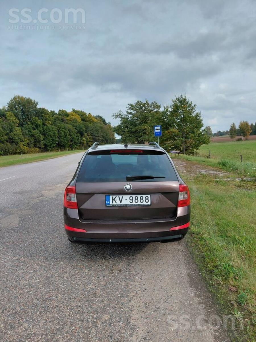 Brūns Skoda Octavia 2014 Valka, ar dzinēja tilpumu 2.00 L un nobraukumu 329 tūkst. km par 5600 €, foto 7 vietnē AUTOMOTO.COM.LV