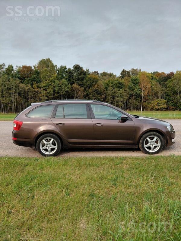Brown Skoda Octavia 2014 in Valka, with an engine capacity of 2.00 L and mileage of 329 thousand km for 5600 €, photo 9 on AUTOMOTO.COM.LV