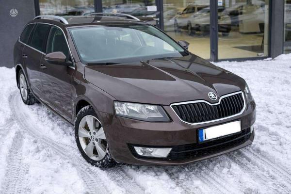 Brown Skoda Octavia 2015 in Klaipeda, with an engine capacity of 1.40 L and mileage of 328 thousand km for 5900 €, photo 4 on AUTOMOTO.COM.LV