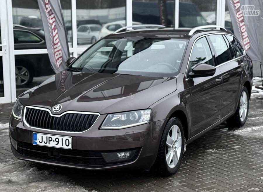 Brown Skoda Octavia 2015 in Radviliskis, with an engine capacity of 1.60 L and mileage of 283 thousand km for 6250 €, photo 5 on AUTOMOTO.COM.LV