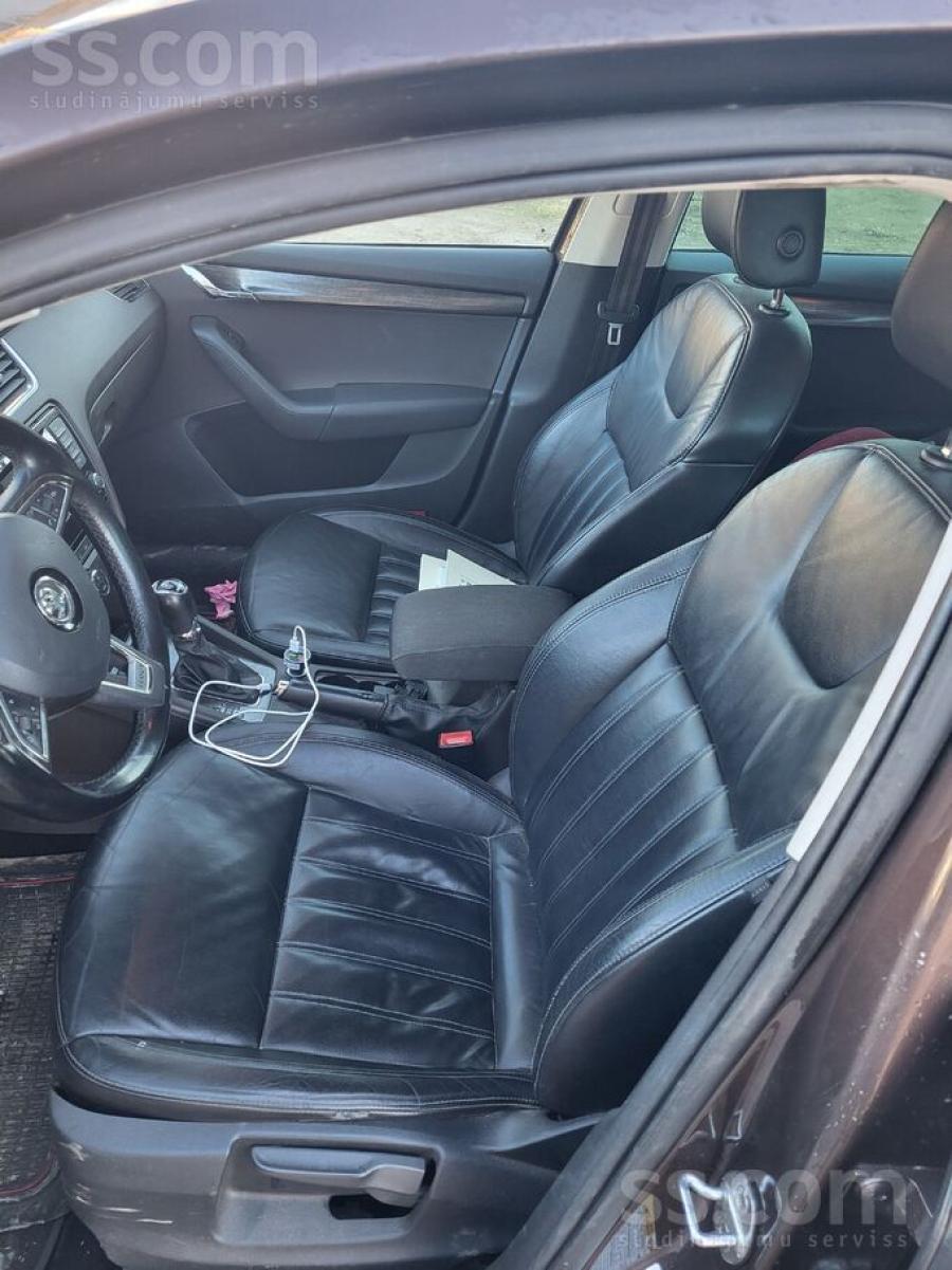 Brūns Skoda Octavia 2015 Liepāja, ar dzinēja tilpumu 2.00 L un nobraukumu 237 tūkst. km par 7900 €, foto 5 vietnē AUTOMOTO.COM.LV