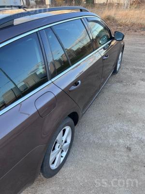 Brūns Skoda Octavia 2015 Rīga, ar dzinēja tilpumu 1.60 L un nobraukumu 331 tūkst. km par 5000 €, foto 6 vietnē AUTOMOTO.COM.LV