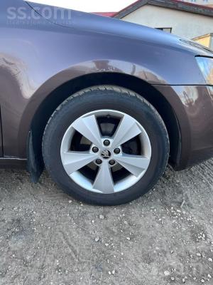 Brūns Skoda Octavia 2015 Rīga, ar dzinēja tilpumu 1.60 L un nobraukumu 331 tūkst. km par 5000 €, foto 14 vietnē AUTOMOTO.COM.LV