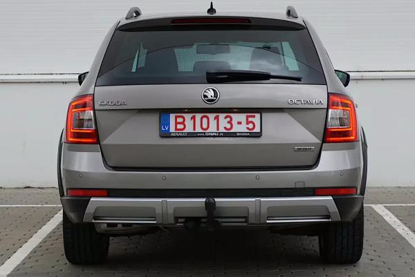 Brūns Skoda Octavia 2015 Rīga, ar dzinēja tilpumu 2.00 L un nobraukumu 234 tūkst. km par 8900 €, foto 9 vietnē AUTOMOTO.COM.LV