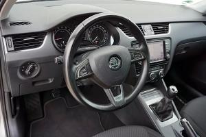 Коричневый Шкода Октавия 2015 в Рига, объемом двигателя 2.00 л и пробегом 234 тыс. км за 8900 €, фото 21 на AUTOMOTO.COM.LV